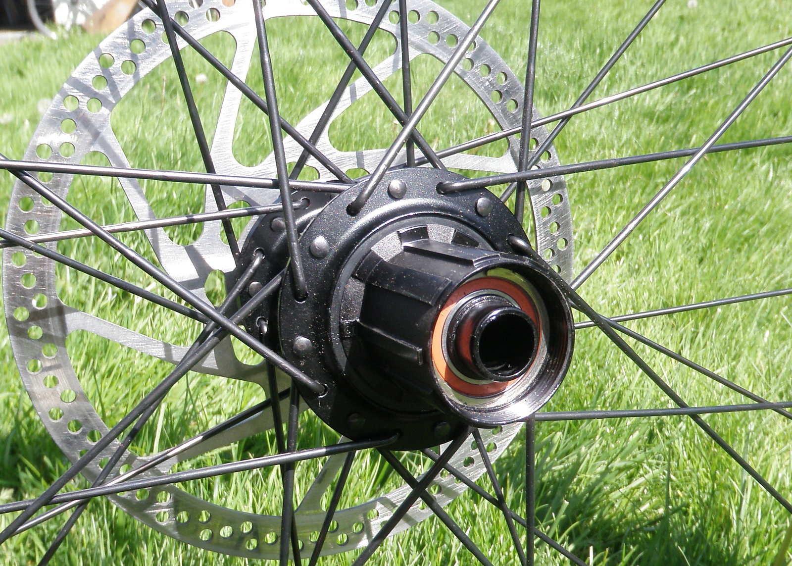 Component Review | SRAM XO Hubs | Freehub Magazine