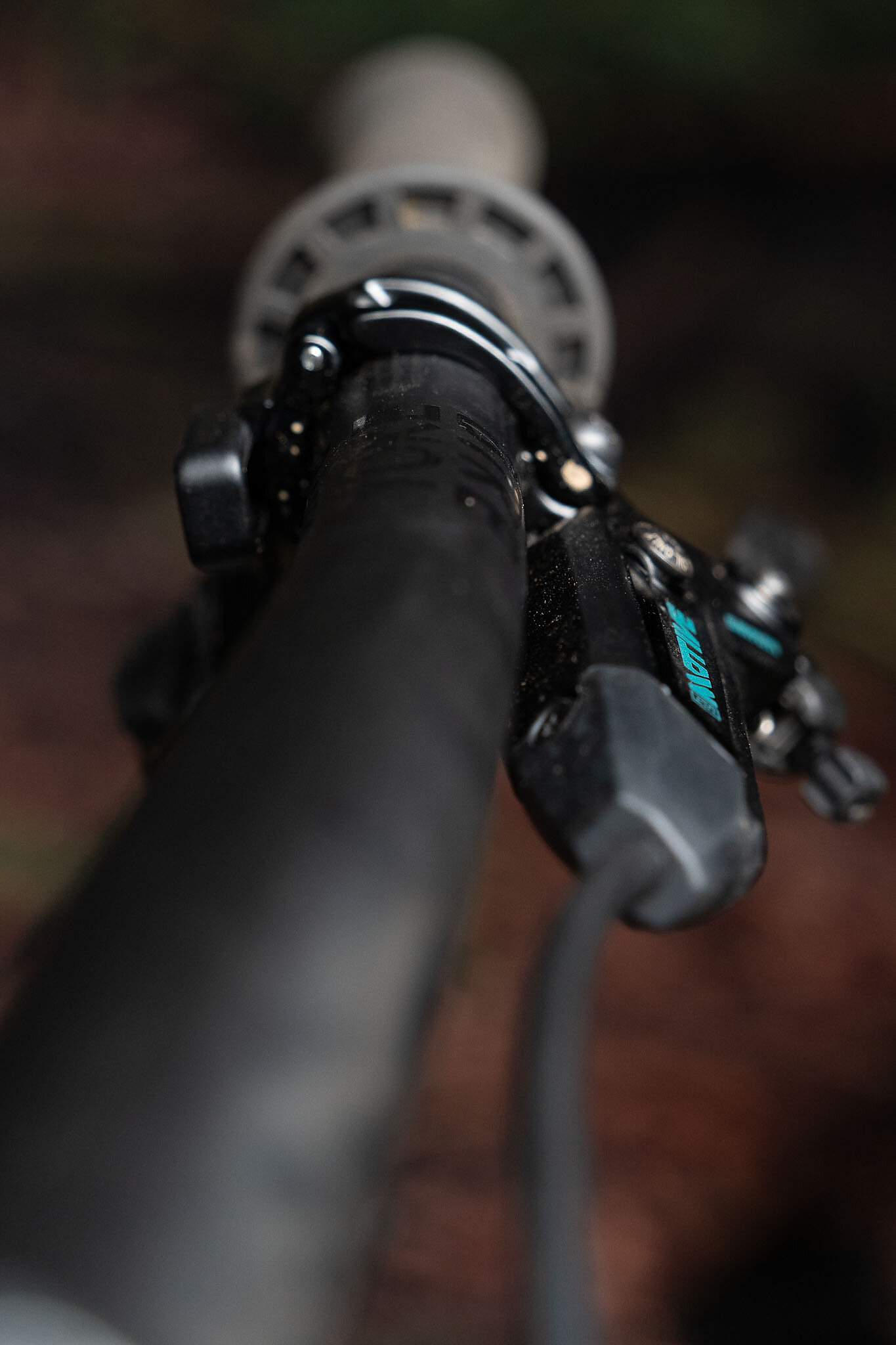 Component Review | SRAM Motive Brakes | Freehub Magazine